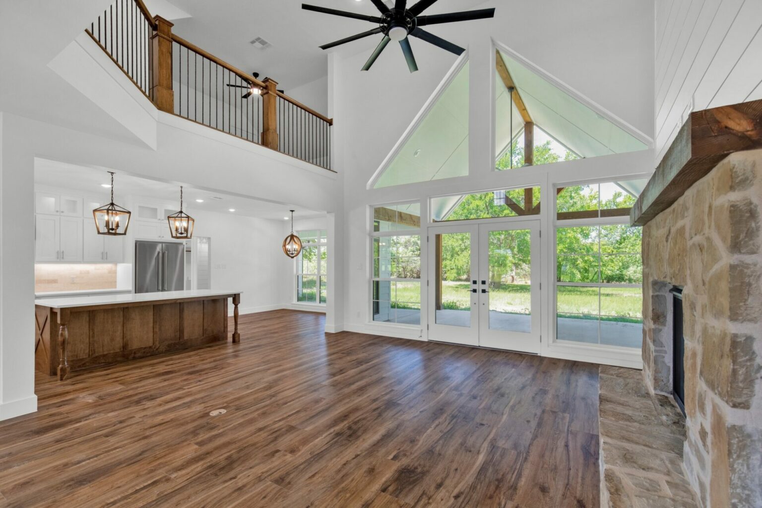 LaRue Custom Homes | Luxury Custom Home Builder in Caddo Mills